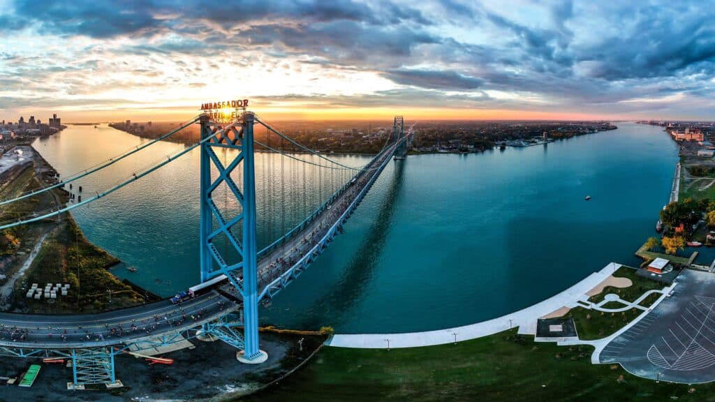 Detroit Free Press Marathon, Half Marathons & 5K - Half Marathon Guide ...