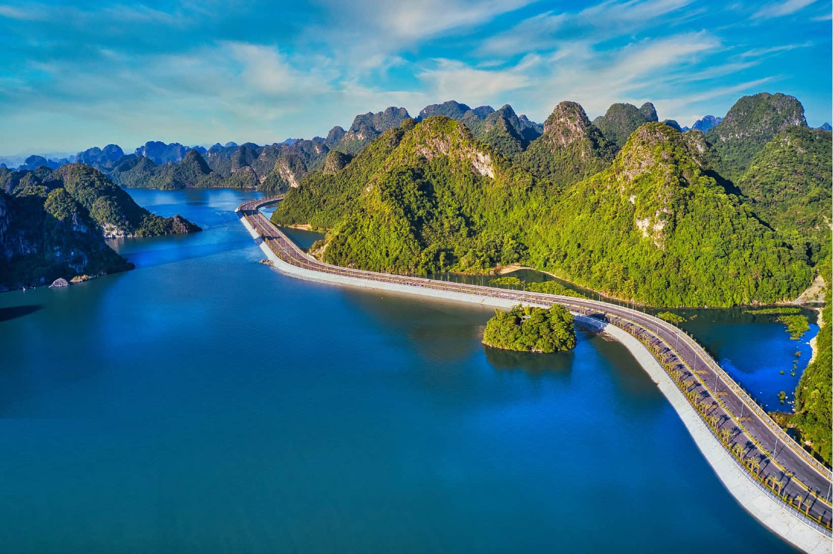 Run With A View: The 30 Most Beautiful Marathons in the World